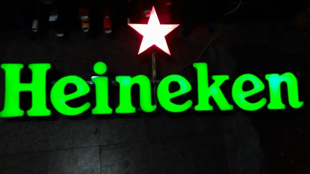 Letras Corpóreas Madrid: Destaca tu Marca con letras corpóreas